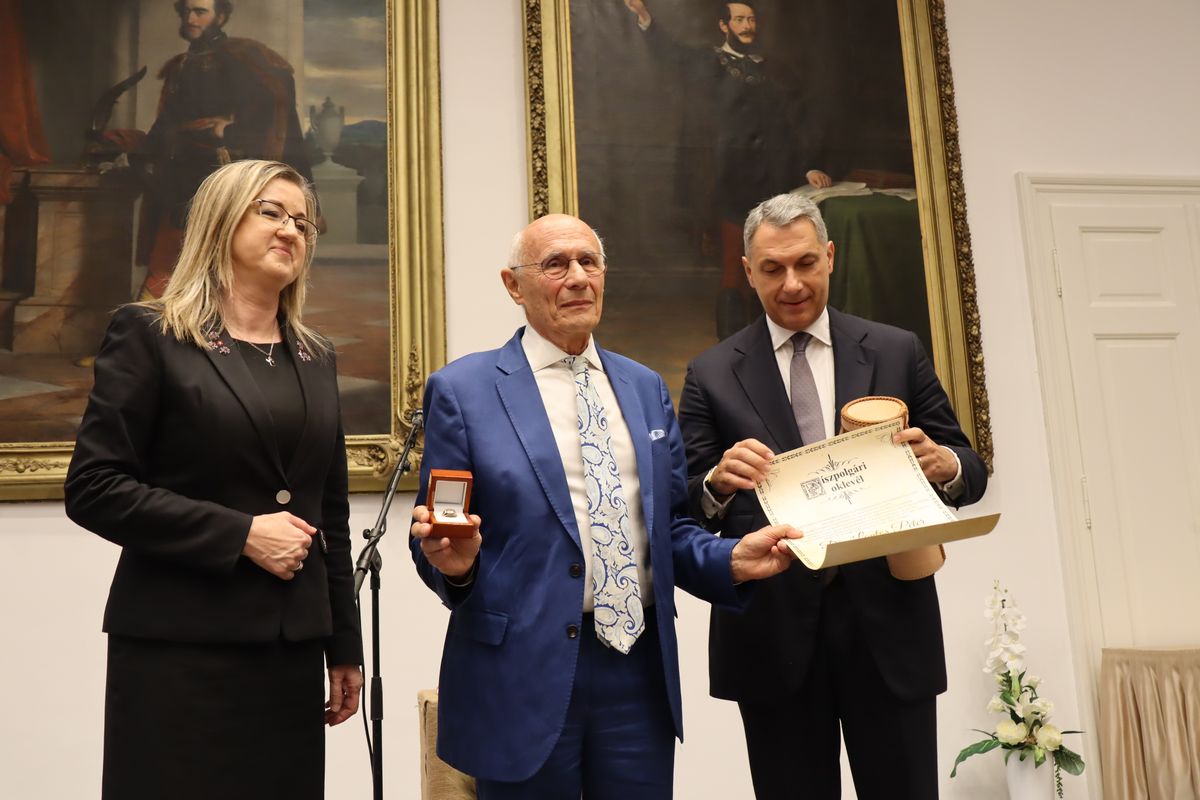 Makói díszpolgár lett a holokauszttúlélő orvosprofesszor | Szombat Online